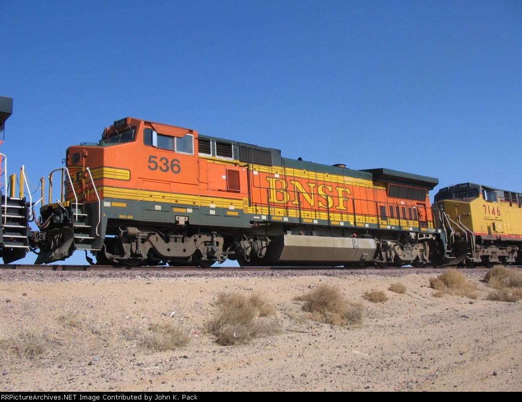 BNSF 536